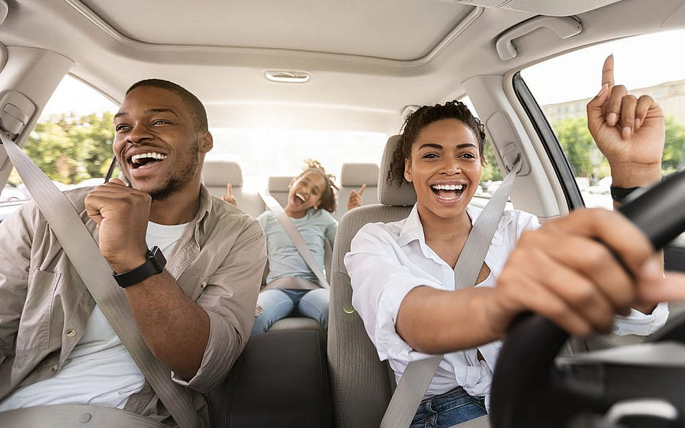 12 Fun Car Games To Keep The Whole Family In The Holiday Spirit ...